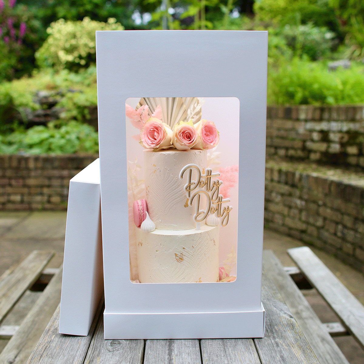 OLBAA Super Tall Cake Box ~ 20" tall x 10" wide – Wholesale Sugar Flowers